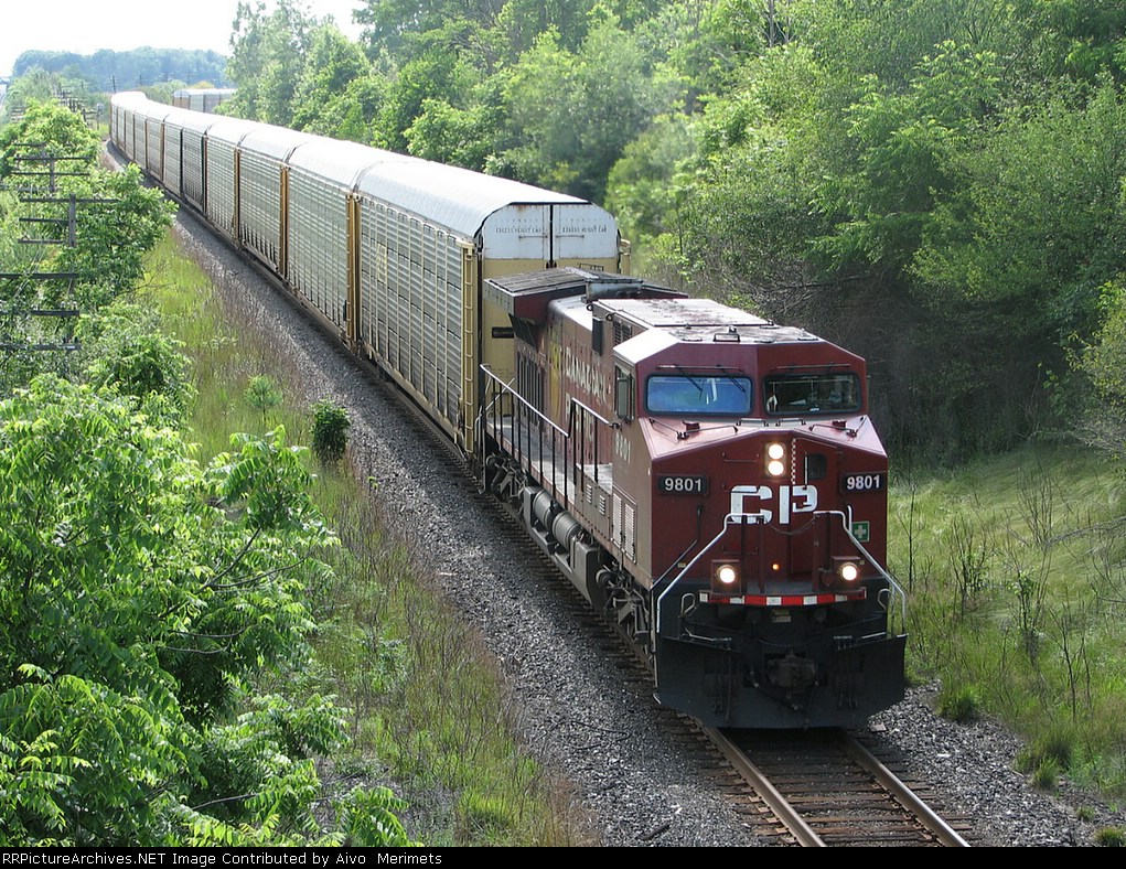 CP 9801 at Lobo Siding.